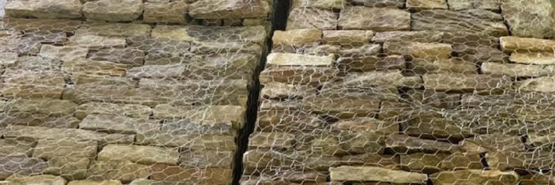 Tennessee Fieldstone Quarry | Thin Stack Fieldstone | Fieldstone Cap ...